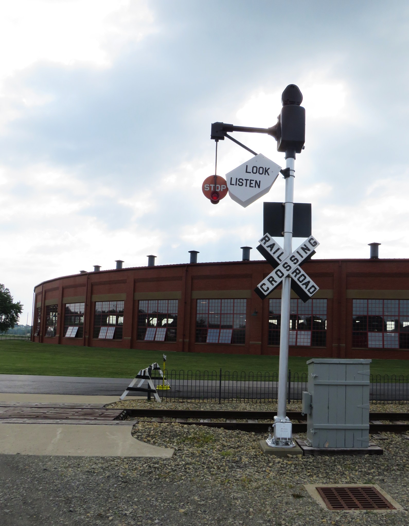 The Age of Steam Roundhouse, Sugarcreek, Ohio – John Cowgill: Stories ...